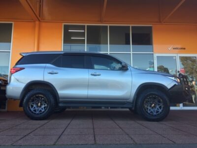 THEORY | Dirty Life Race Wheels