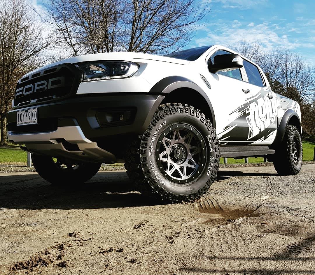 THEORY | Dirty Life Race Wheels